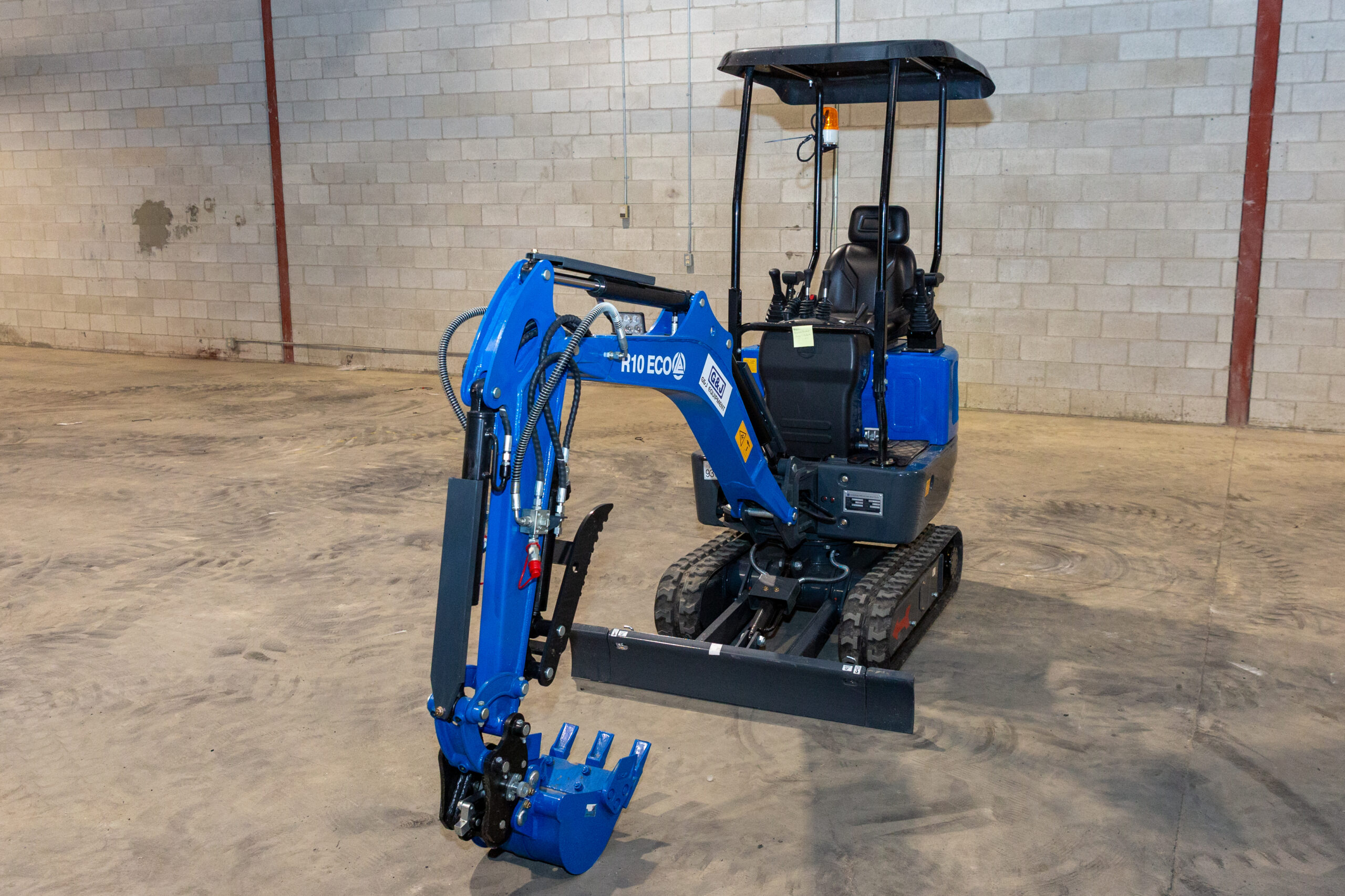 RIPPA R10 ECO Mini Excavator - Diesel | G&J Equipmentz